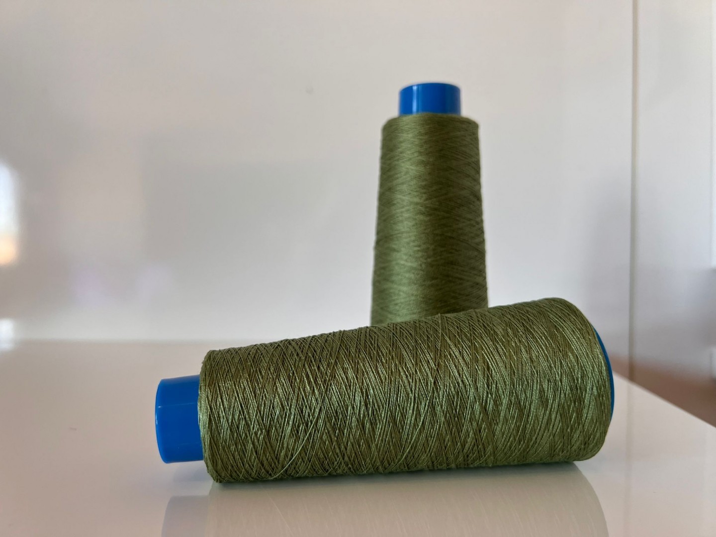 Color Loden: – Algodon Egipcio Mercerizado 50 – Cono 1000 metros ...