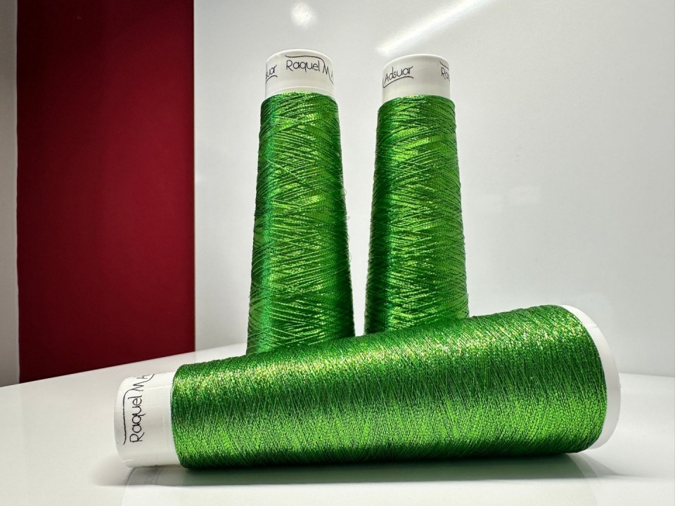 Hilo Glamour Metalizado - Nueva Coleccion - Color Verde Trébol - 250 ...
